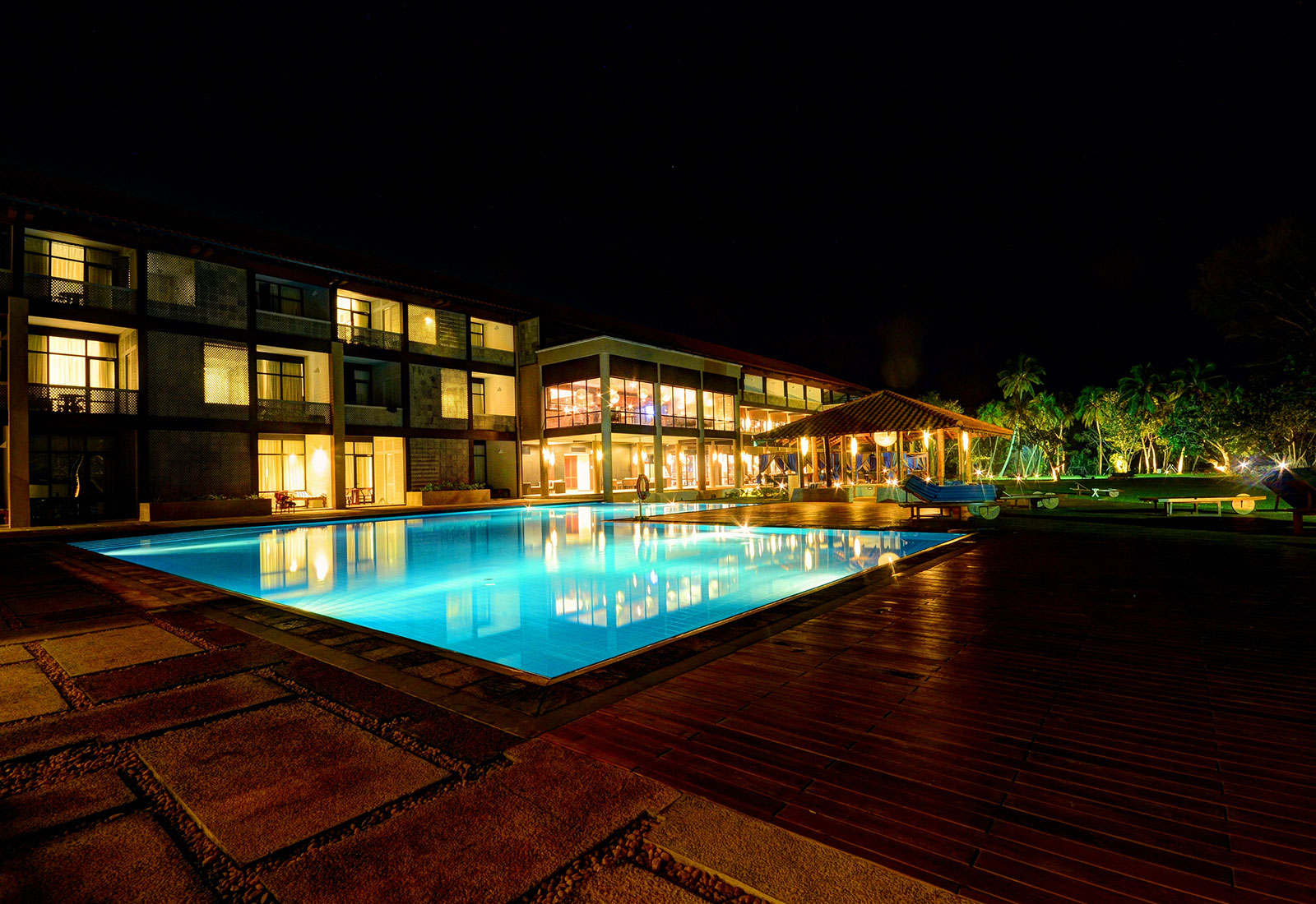 Cinnamon Bey Beruwela | Lime Travel